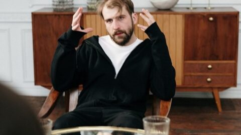 Top 7 Avoidant Attachment Deactivating Strategies. Best Online Avoidant ...